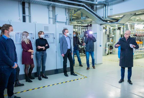 Mayor Tschentscher discussed climate neutrality with young scientists ...